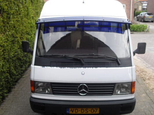 Sun-screen Mercedes MB 100 (1987-1995) – Vosca
